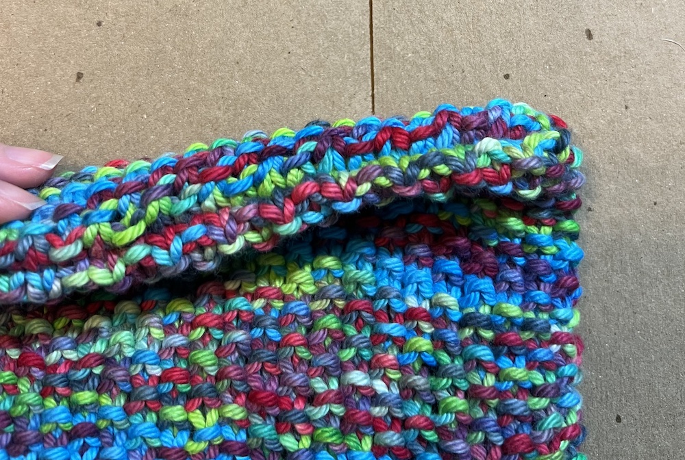Stash-Busting Zipper Bag Knitting Pattern - Our Daily Craft