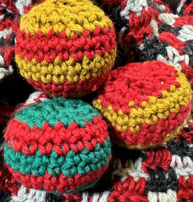 Simple Crochet Ball Christmas Ornament - Our Daily Craft