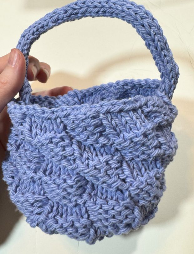 Little Easter Basket Knitting Pattern - Our Daily Craft