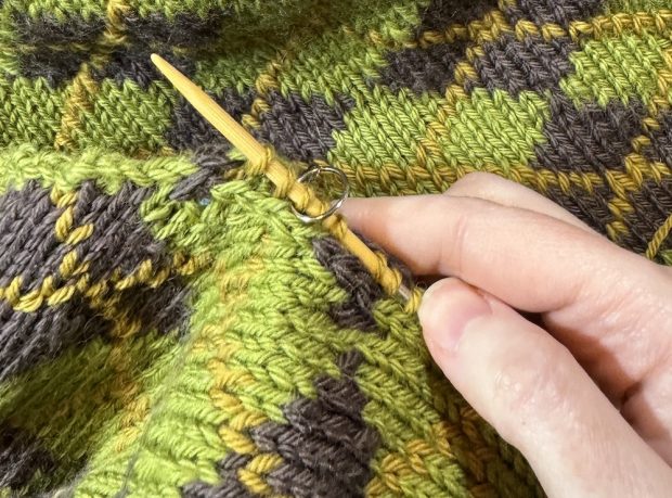 How to Pick Up Stitches for Knitting - Our Daily Craft
