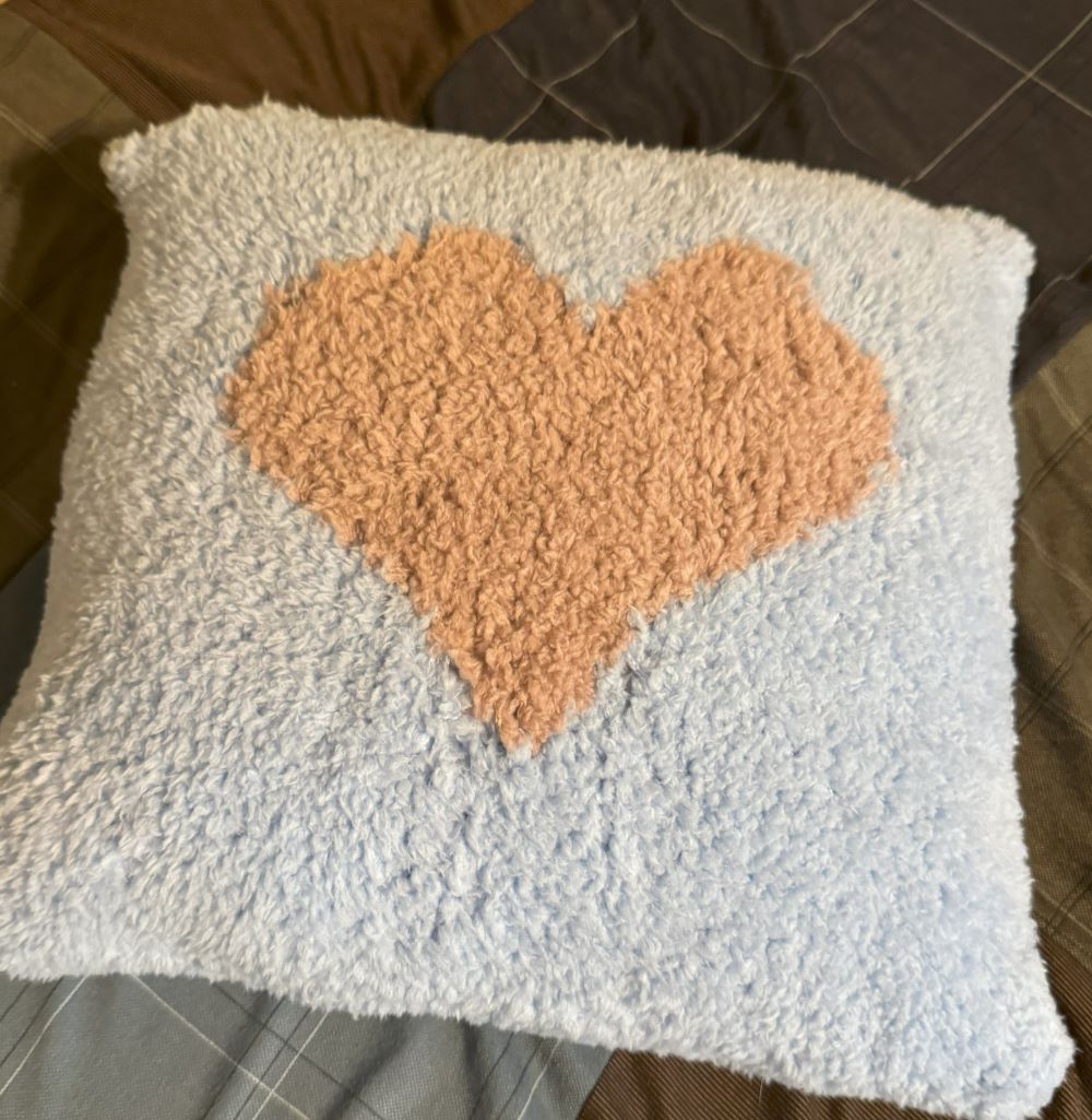Fuzzy Heart Pillow Knitting Pattern - Our Daily Craft