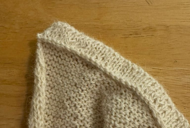 Knit a Folded Hem - Our Daily Craft