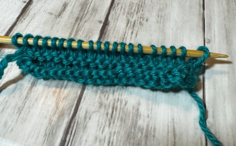 Knit a Folded Hem - Our Daily Craft