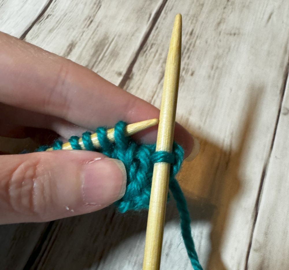 Knit a Folded Hem - Our Daily Craft