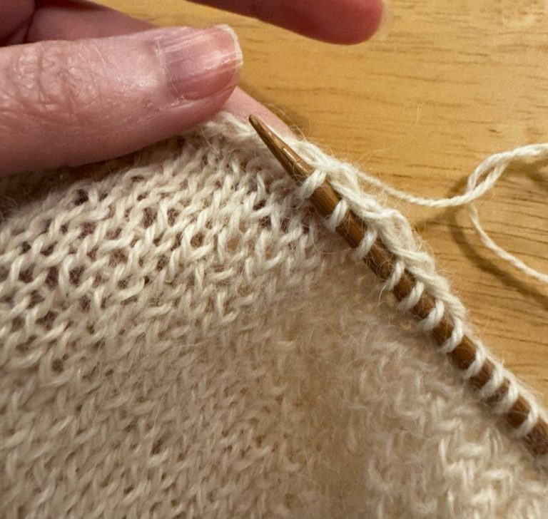 Knit a Folded Hem - Our Daily Craft