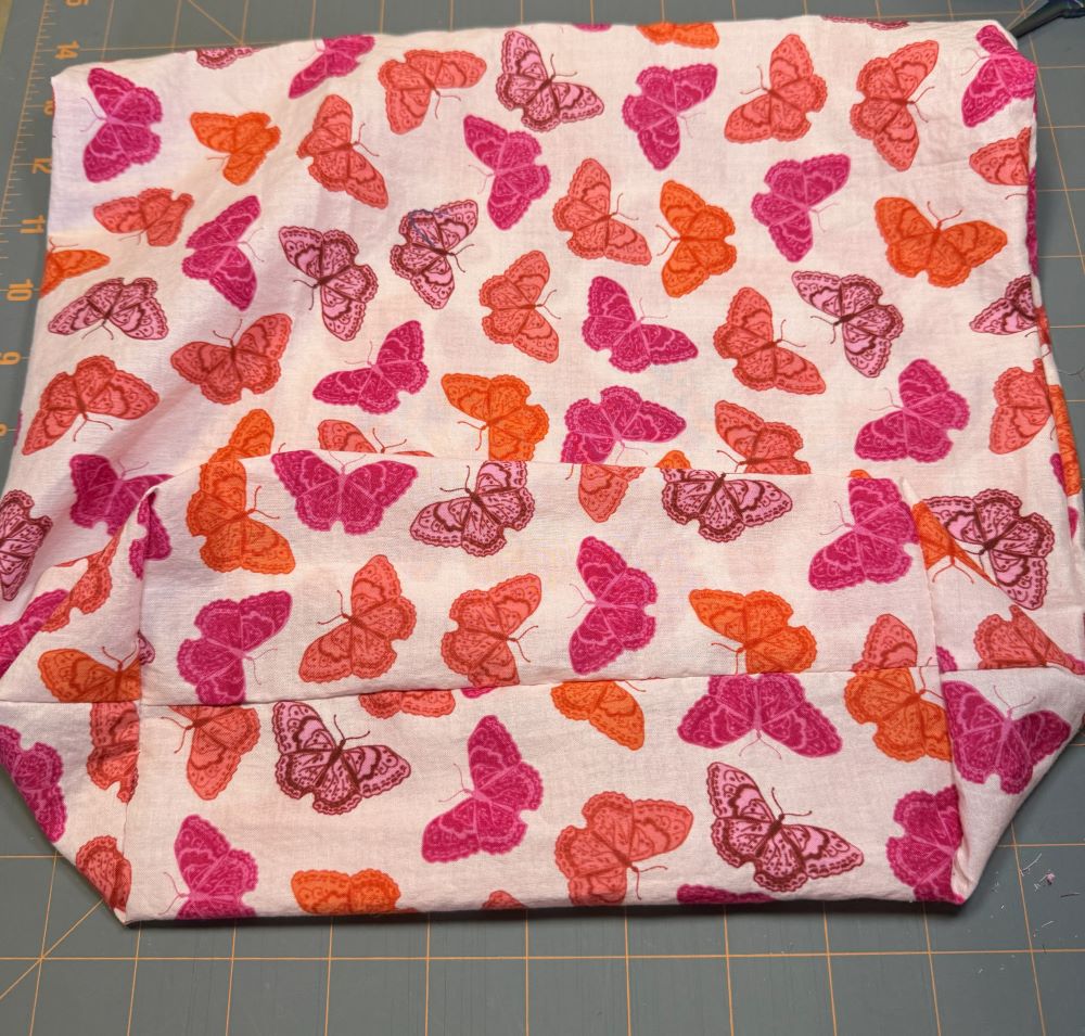 Sew a Bag with Box Bottom Corners - Our Daily Craft