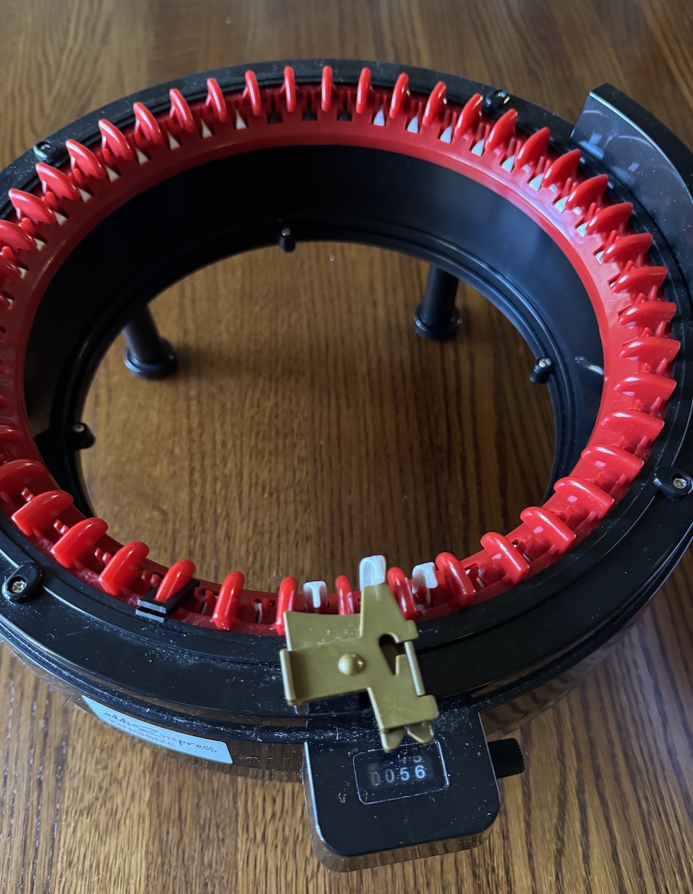 Sentro v Addi: the Best Circular Knitting Machine for You - Our Daily Craft