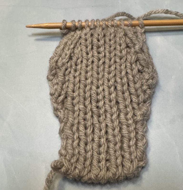 How to Knit Ribbing - Everything You Need to Know about Rib Stitches ...