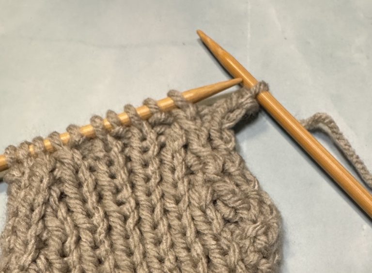 How to Knit Ribbing - Everything You Need to Know about Rib Stitches ...