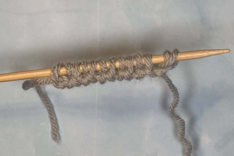 How to Knit Ribbing - Everything You Need to Know about Rib Stitches ...