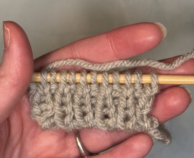 How to Knit Ribbing - Everything You Need to Know about Rib Stitches ...