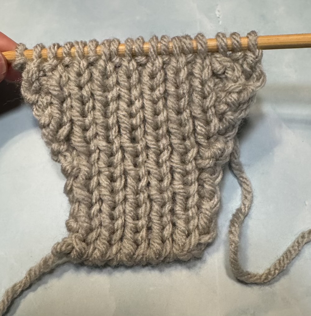 How to Knit Ribbing - Everything You Need to Know about Rib Stitches ...