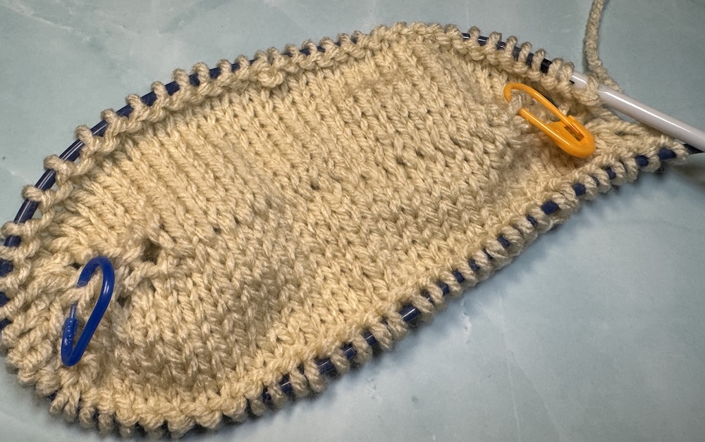 Knit Glasses Holder - Our Daily Craft