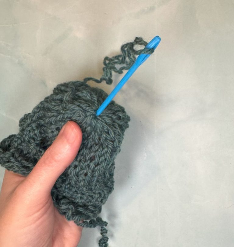 Center-Pull Yarn Ball Holder Knitting Pattern - Our Daily Craft