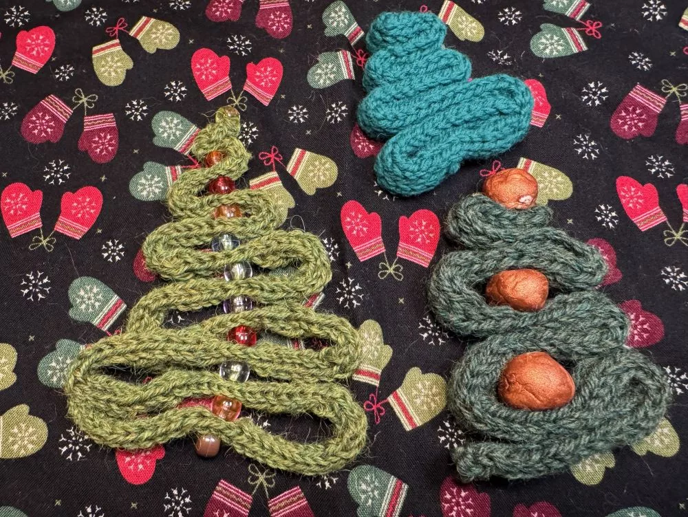 Knit I-cord Christmas Tree Ornaments - Our Daily Craft